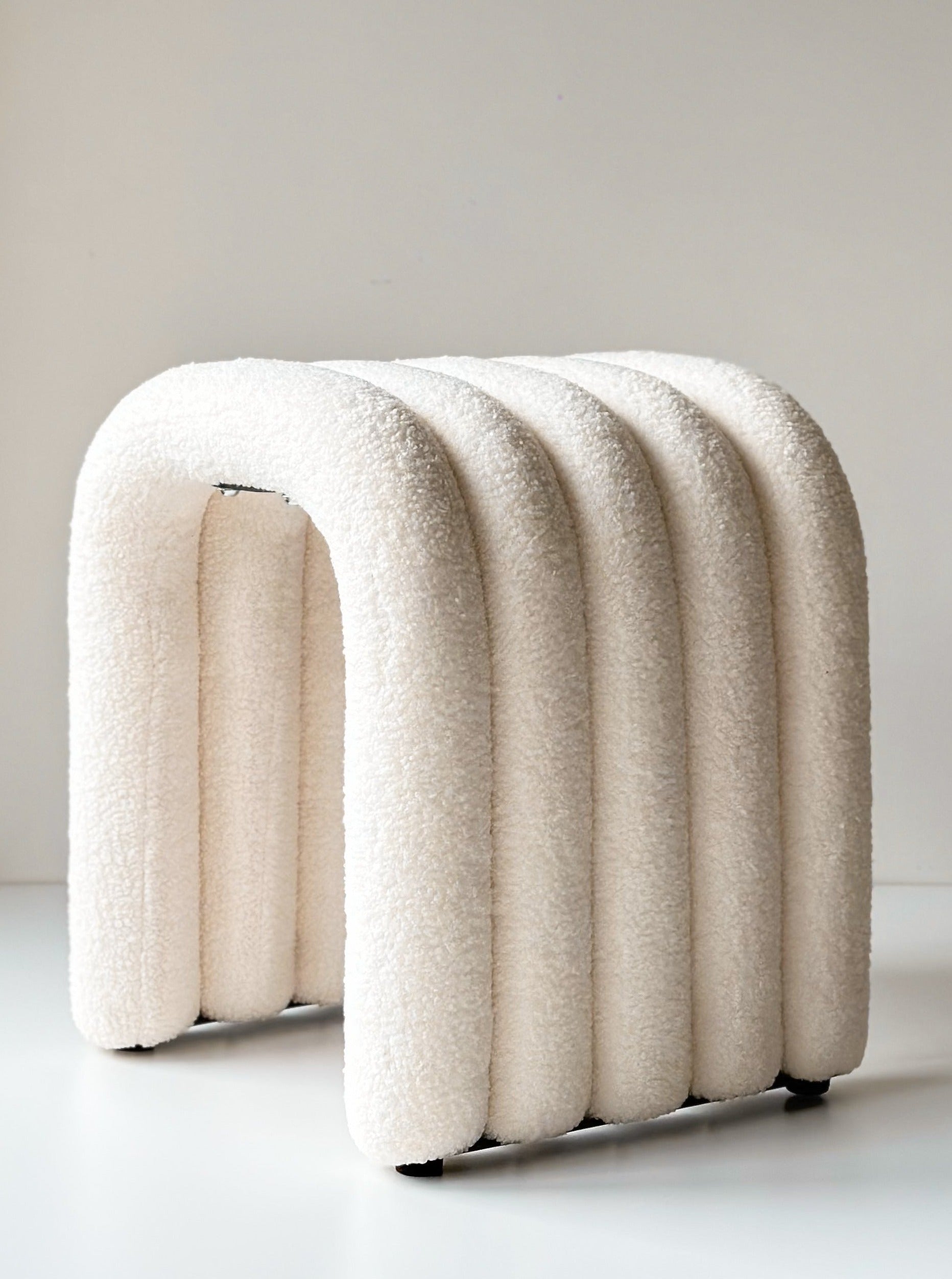 Arch Boucle Stool – roomable + studios